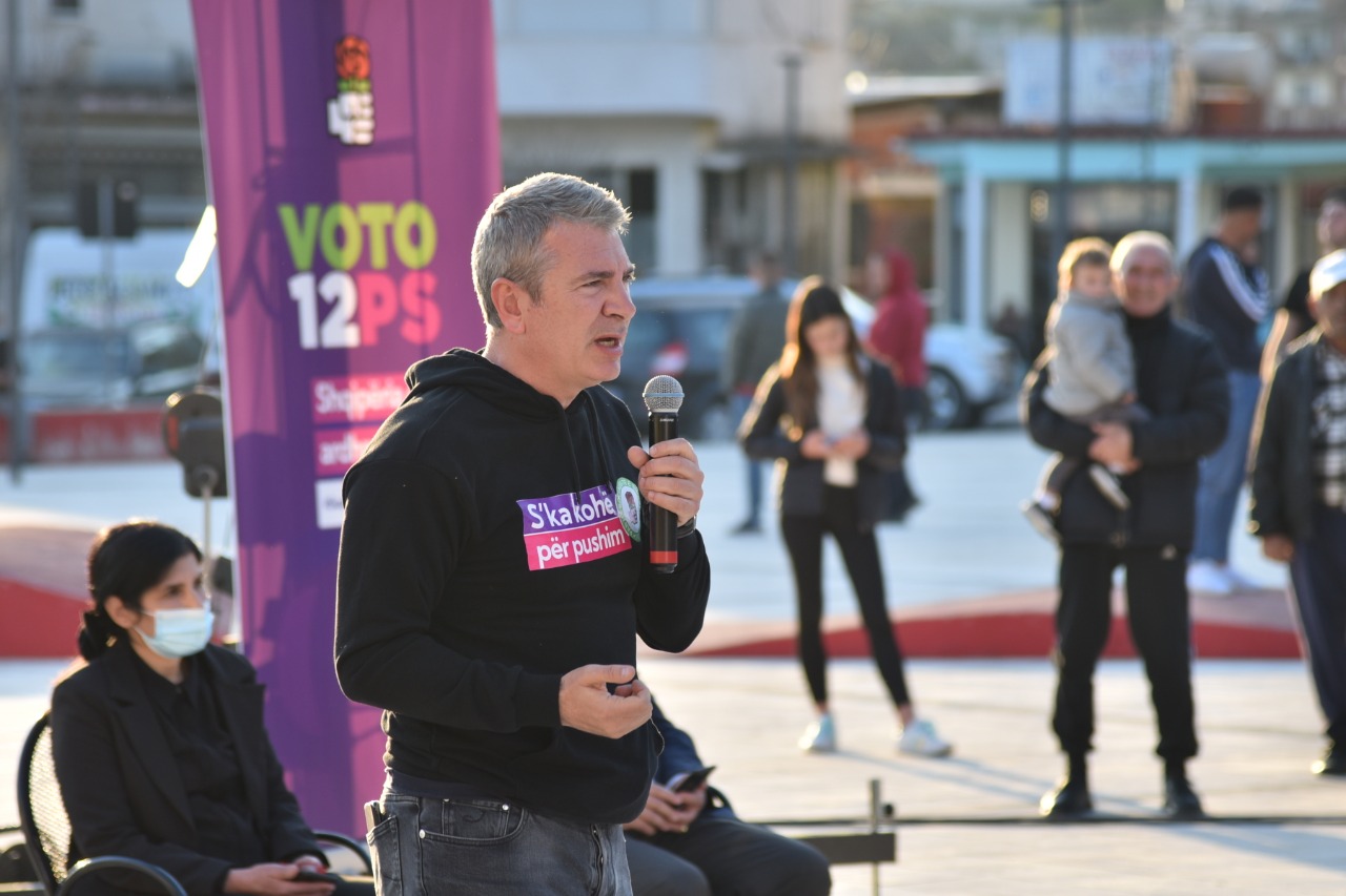 Albania TimesGjiknuri prezanton kandidatët Anila Denaj, Niko Kuri e ...